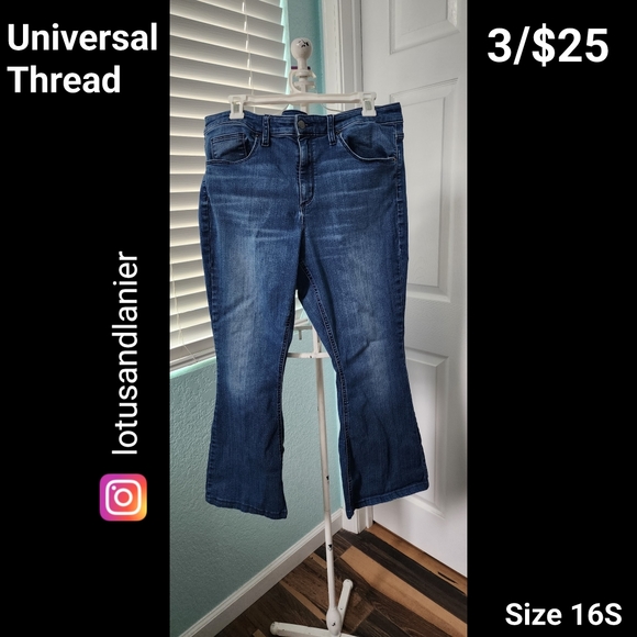 Universal Thread | Jeans | Universal Thread High Rise Flare Sz 6s 325 ...